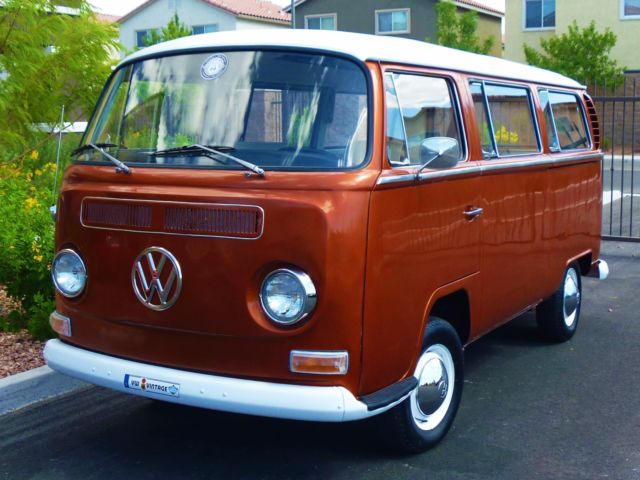 VW Bus Type 2 Deluxe 1969 Classic Vintage Time capsule Beautiful w Z ...